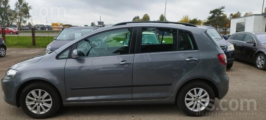 Pelēks Volkswagen Golf Plus 2012 Rīga, ar dzinēja tilpumu 1.20 L un nobraukumu 0 tūkst. km par 6100 €, foto 9 vietnē AUTOMOTO.COM.LV