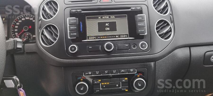 Pelēks Volkswagen Golf Plus 2012 Rīga, ar dzinēja tilpumu 1.20 L un nobraukumu 0 tūkst. km par 6100 €, foto 11 vietnē AUTOMOTO.COM.LV