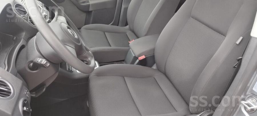 Pelēks Volkswagen Golf Plus 2012 Rīga, ar dzinēja tilpumu 1.20 L un nobraukumu 0 tūkst. km par 6100 €, foto 16 vietnē AUTOMOTO.COM.LV