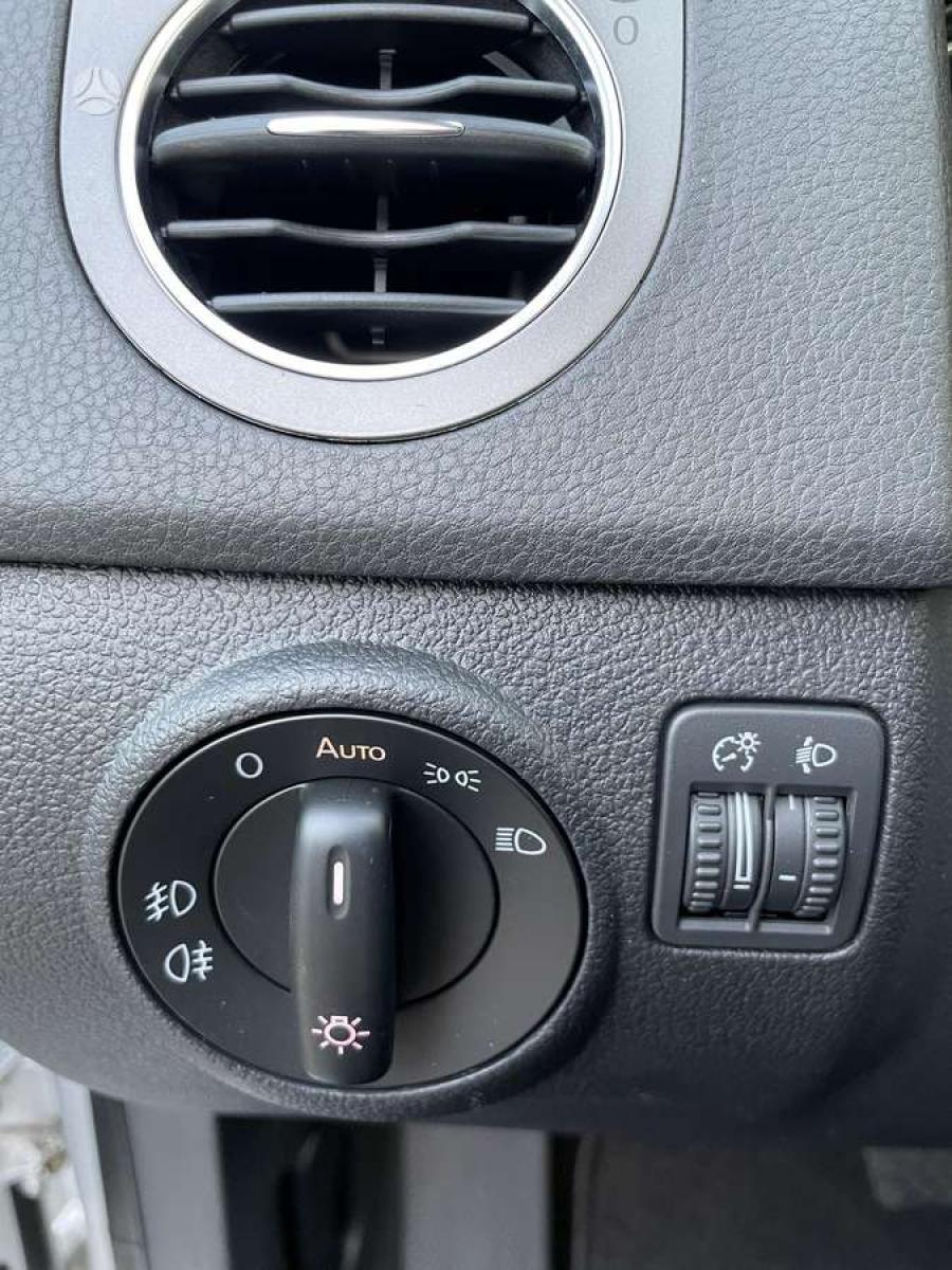 Grey Volkswagen Golf Plus 2013 in Kaunas, with an engine capacity of 1.60 L and mileage of 101 thousand km for 6590 €, photo 23 on AUTOMOTO.COM.LV