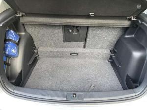 Grey Volkswagen Golf Plus 2013 in Kaunas, with an engine capacity of 1.60 L and mileage of 101 thousand km for 6590 €, photo 29 on AUTOMOTO.COM.LV