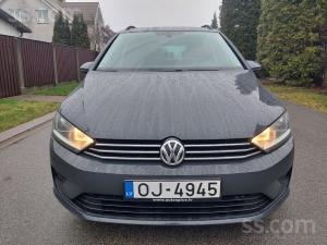Grey Volkswagen Golf Plus 2015 in Riga, with an engine capacity of 1.60 L and mileage of 0 thousand km for 6995 €, photo 3 on AUTOMOTO.COM.LV