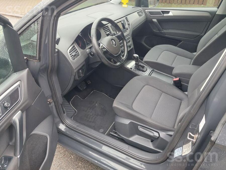 Grey Volkswagen Golf Plus 2015 in Riga, with an engine capacity of 1.60 L and mileage of 0 thousand km for 6995 €, photo 13 on AUTOMOTO.COM.LV