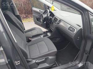 Grey Volkswagen Golf Plus 2015 in Riga, with an engine capacity of 1.60 L and mileage of 0 thousand km for 6995 €, photo 18 on AUTOMOTO.COM.LV