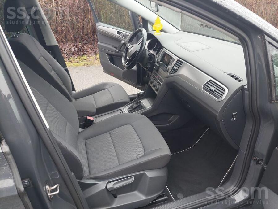 Grey Volkswagen Golf Plus 2015 in Riga, with an engine capacity of 1.60 L and mileage of 0 thousand km for 6995 €, photo 18 on AUTOMOTO.COM.LV