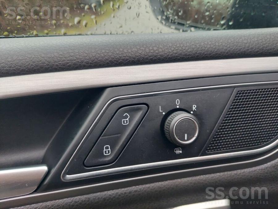 Grey Volkswagen Golf Plus 2015 in Riga, with an engine capacity of 1.60 L and mileage of 0 thousand km for 6995 €, photo 20 on AUTOMOTO.COM.LV