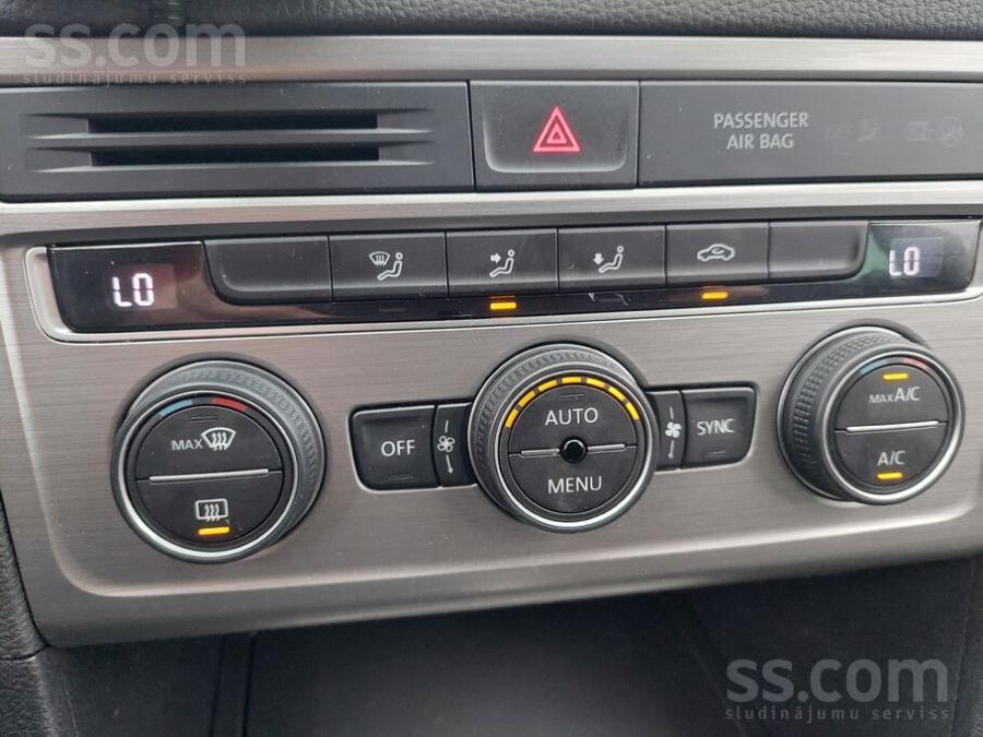 Grey Volkswagen Golf Plus 2015 in Riga, with an engine capacity of 1.60 L and mileage of 0 thousand km for 6995 €, photo 22 on AUTOMOTO.COM.LV
