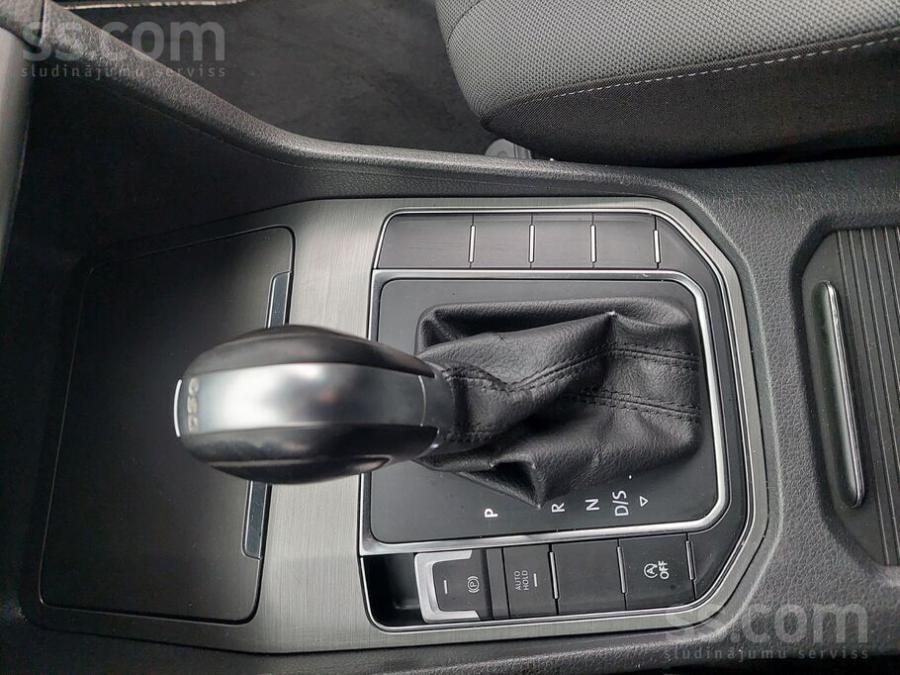 Grey Volkswagen Golf Plus 2015 in Riga, with an engine capacity of 1.60 L and mileage of 0 thousand km for 6995 €, photo 24 on AUTOMOTO.COM.LV