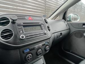 Pelēks Volkswagen Golf Plus 2005 Rīga, ar dzinēja tilpumu 1.90 L un nobraukumu 0 tūkst. km par 2600 €, foto 10 vietnē AUTOMOTO.COM.LV