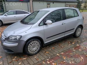 Pelēks Volkswagen Golf Plus 2005 Jēkabpils, ar dzinēja tilpumu 1.90 L un nobraukumu 364 tūkst. km par 1300 €, foto 4 vietnē AUTOMOTO.COM.LV