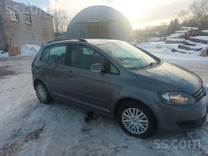 Серый Фольксваген Гольф Плюс 2009 в Лиепая, объемом двигателя 1.60 л и пробегом 331 тыс. км за 3999 €, фото 7 на AUTOMOTO.COM.LV