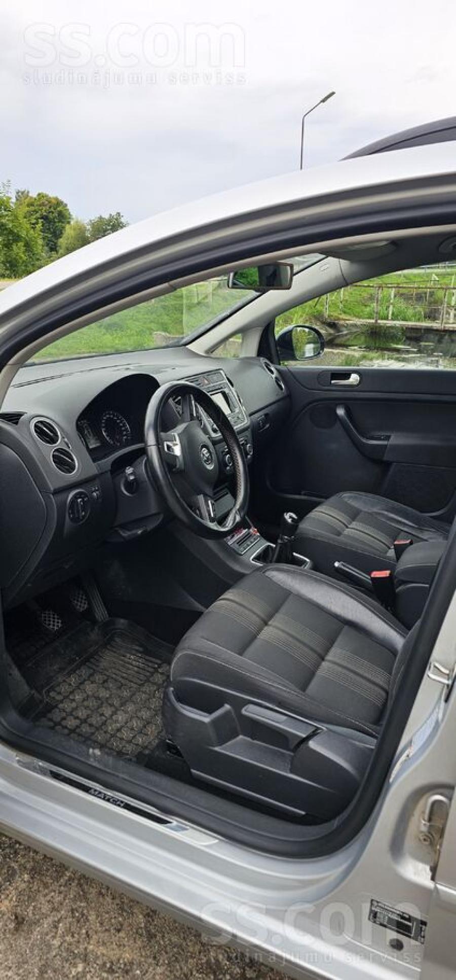 Pelēks Volkswagen Golf Plus 2013 Liepāja, ar dzinēja tilpumu 2.00 L un nobraukumu 246 tūkst. km par 4500 €, foto 5 vietnē AUTOMOTO.COM.LV