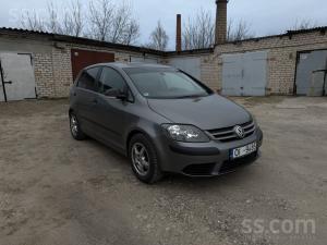 Grey Volkswagen Golf Plus 2007 in Ludza, with an engine capacity of 1.90 L and mileage of 158 thousand km for 4550 €, photo 2 on AUTOMOTO.COM.LV