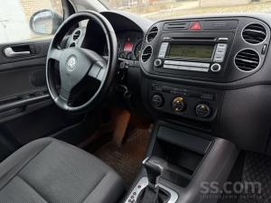 Grey Volkswagen Golf Plus 2007 in Ludza, with an engine capacity of 1.90 L and mileage of 158 thousand km for 4550 €, photo 8 on AUTOMOTO.COM.LV