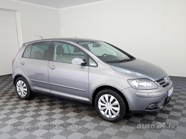 Grey Volkswagen Golf Plus 2007 in Tallinn, with an engine capacity of 1.60 L and mileage of 221 thousand km for 799 €, photo 1 on AUTOMOTO.COM.LV