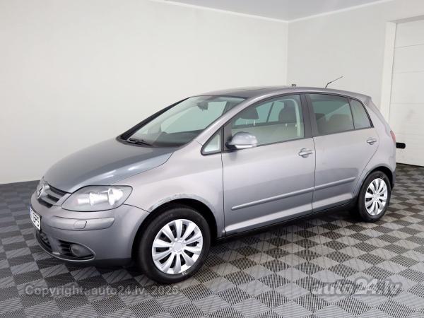 Grey Volkswagen Golf Plus 2007 in Tallinn, with an engine capacity of 1.60 L and mileage of 221 thousand km for 799 €, photo 2 on AUTOMOTO.COM.LV