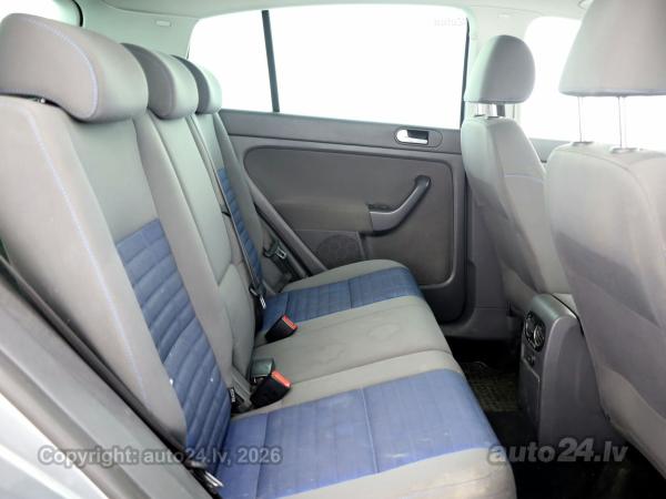 Pelēks Volkswagen Golf Plus 2007 Tallina, ar dzinēja tilpumu 1.60 L un nobraukumu 221 tūkst. km par 799 €, foto 7 vietnē AUTOMOTO.COM.LV