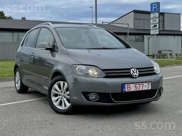 Pelēks Volkswagen Golf Plus 2010 Cēsis, ar dzinēja tilpumu 1.40 L un nobraukumu 230 tūkst. km par 5800 €, foto 1 vietnē AUTOMOTO.COM.LV