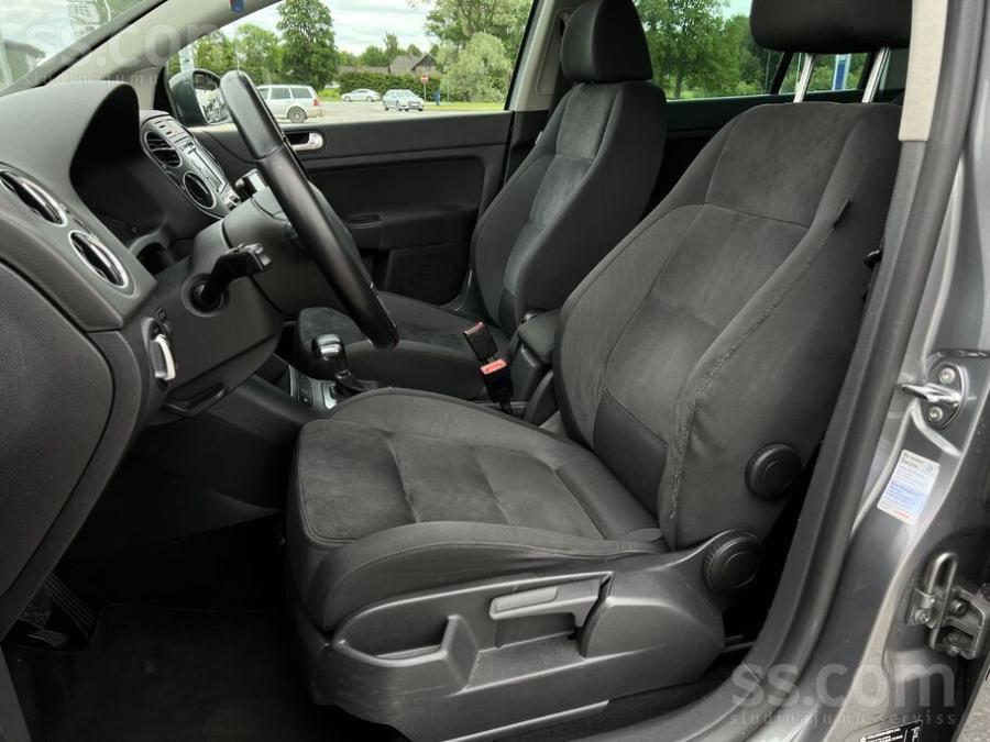 Pelēks Volkswagen Golf Plus 2010 Cēsis, ar dzinēja tilpumu 1.40 L un nobraukumu 230 tūkst. km par 5800 €, foto 9 vietnē AUTOMOTO.COM.LV