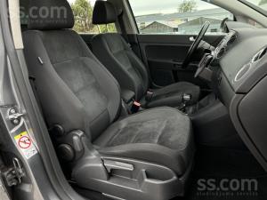 Pelēks Volkswagen Golf Plus 2010 Cēsis, ar dzinēja tilpumu 1.40 L un nobraukumu 230 tūkst. km par 5800 €, foto 12 vietnē AUTOMOTO.COM.LV