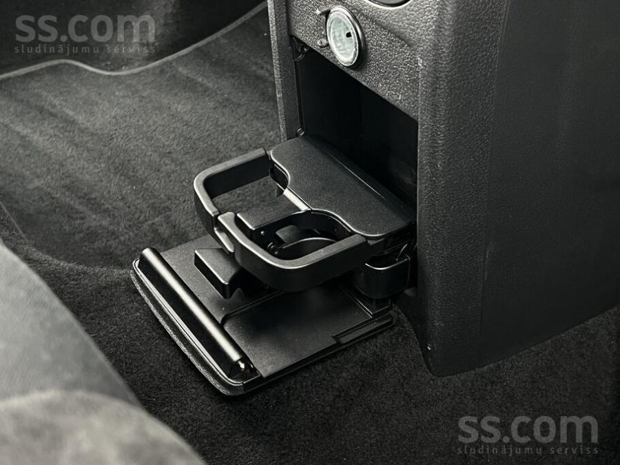 Pelēks Volkswagen Golf Plus 2010 Cēsis, ar dzinēja tilpumu 1.40 L un nobraukumu 230 tūkst. km par 5800 €, foto 13 vietnē AUTOMOTO.COM.LV