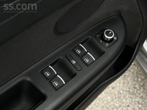 Pelēks Volkswagen Golf Plus 2010 Cēsis, ar dzinēja tilpumu 1.40 L un nobraukumu 230 tūkst. km par 5800 €, foto 16 vietnē AUTOMOTO.COM.LV