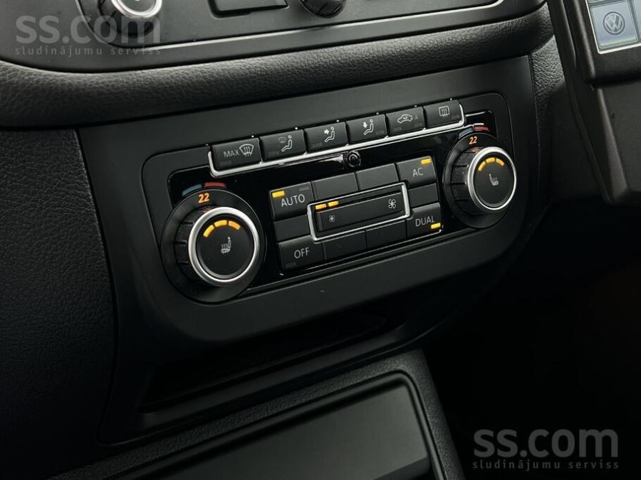 Pelēks Volkswagen Golf Plus 2010 Cēsis, ar dzinēja tilpumu 1.40 L un nobraukumu 230 tūkst. km par 5800 €, foto 21 vietnē AUTOMOTO.COM.LV