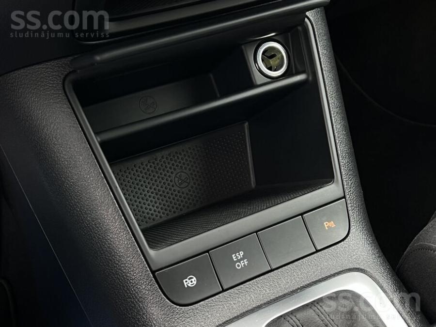 Pelēks Volkswagen Golf Plus 2010 Cēsis, ar dzinēja tilpumu 1.40 L un nobraukumu 230 tūkst. km par 5800 €, foto 22 vietnē AUTOMOTO.COM.LV