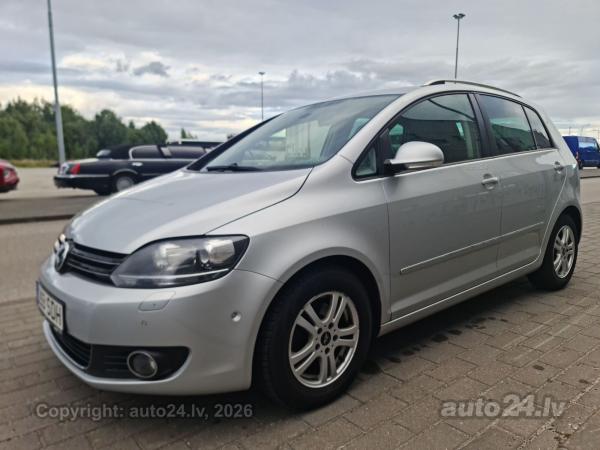 Grey Volkswagen Golf Plus 2011 in Tallinn, with an engine capacity of 1.60 L and mileage of 93 thousand km for 7777 €, photo 5 on AUTOMOTO.COM.LV