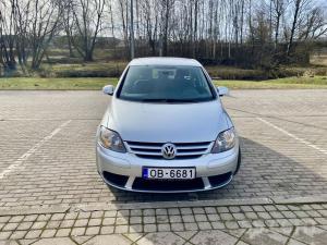 Volkswagen Golf Plus 2005 in Rezekne, with an engine capacity of 1.90 L and mileage of 0 thousand km for 3250 €, photo 3 on AUTOMOTO.COM.LV