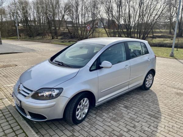 Volkswagen Golf Plus 2005 Rēzekne, ar dzinēja tilpumu 1.90 L un nobraukumu 0 tūkst. km par 3250 €, foto 5 vietnē AUTOMOTO.COM.LV
