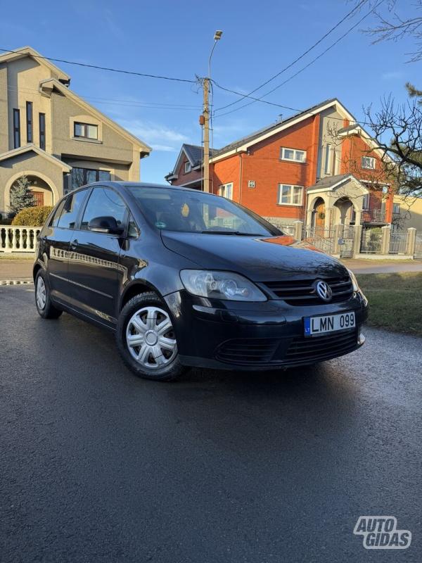 Volkswagen Golf Plus 2005 in Siauliai, with an engine capacity of 1.90 L and mileage of 29 thousand km for 1150 €, photo 2 on AUTOMOTO.COM.LV