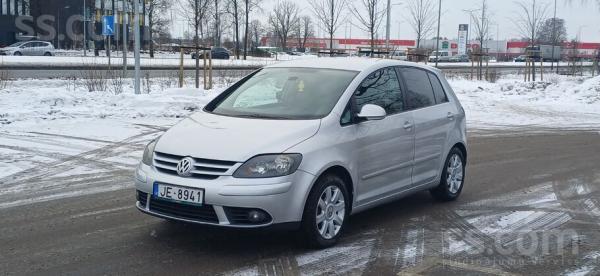 Volkswagen Golf Plus 2005 Rīga, ar dzinēja tilpumu 2.00 L un nobraukumu 354 tūkst. km par 2450 €, foto 4 vietnē AUTOMOTO.COM.LV