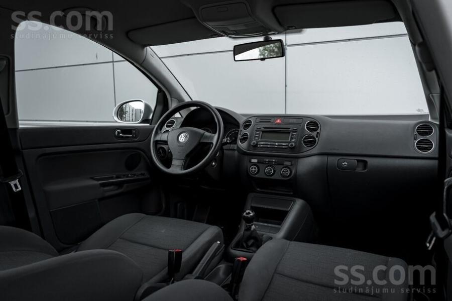 Volkswagen Golf Plus 2005 Rīga, ar dzinēja tilpumu 1.40 L un nobraukumu 0 tūkst. km par 995 €, foto 14 vietnē AUTOMOTO.COM.LV