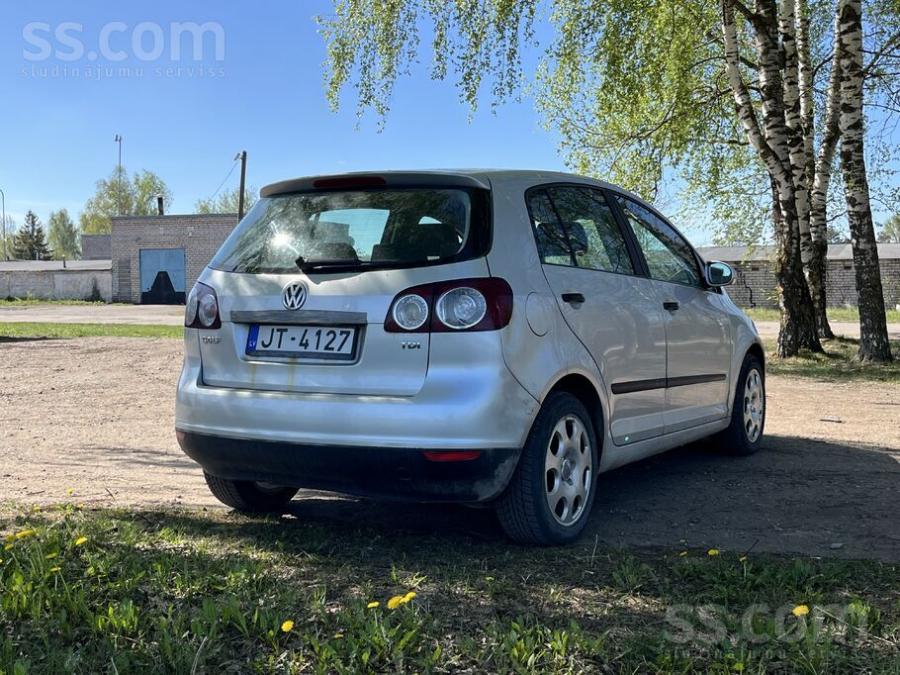 Volkswagen Golf Plus 2005 in Riga, with an engine capacity of 1.90 L and mileage of 0 thousand km for 690 €, photo 4 on AUTOMOTO.COM.LV