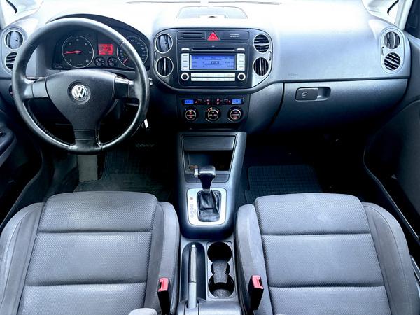 Volkswagen Golf Plus 2005 Tallina, ar dzinēja tilpumu 2.00 L un nobraukumu 302 tūkst. km par 2199 €, foto 7 vietnē AUTOMOTO.COM.LV