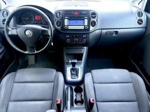 Volkswagen Golf Plus 2005 in Tallinn, with an engine capacity of 2.00 L and mileage of 302 thousand km for 2199 €, photo 23 on AUTOMOTO.COM.LV