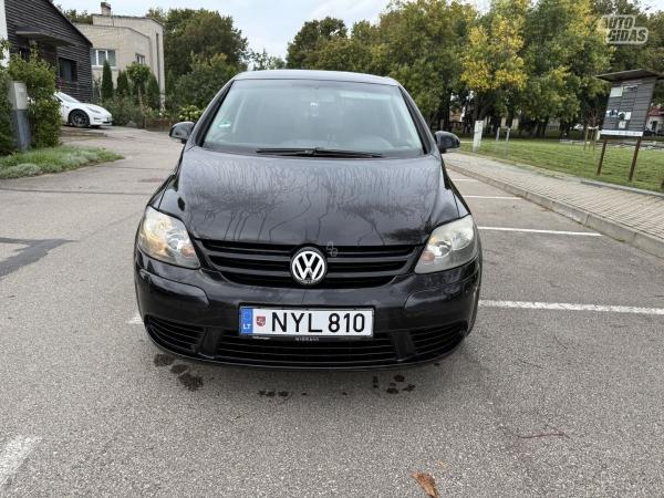 Volkswagen Golf Plus 2005 in Ariogala, with an engine capacity of 1.90 L and mileage of 190 thousand km for 1450 €, photo 6 on AUTOMOTO.COM.LV