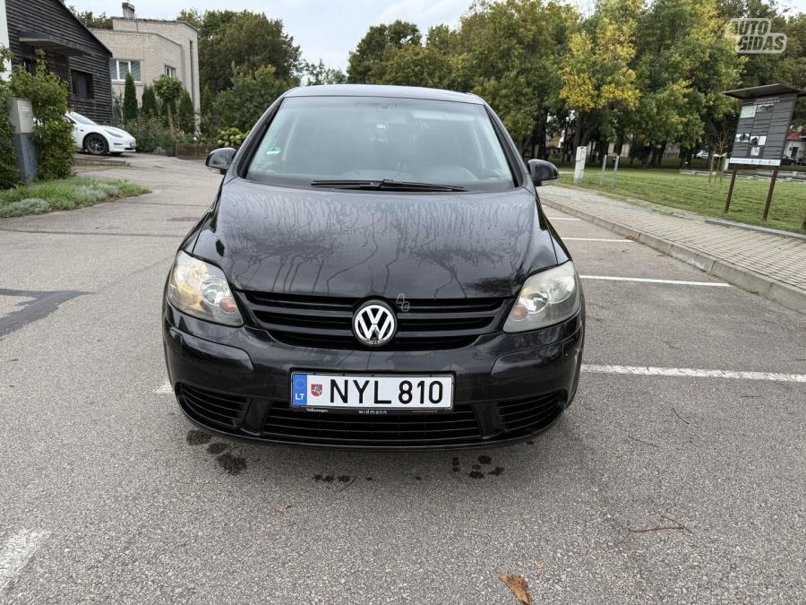 Volkswagen Golf Plus 2005 in Ariogala, with an engine capacity of 1.90 L and mileage of 190 thousand km for 1450 €, photo 6 on AUTOMOTO.COM.LV