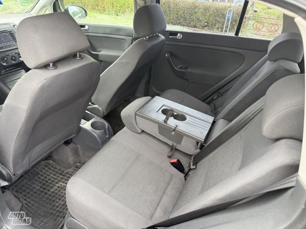 Volkswagen Golf Plus 2005 in Ariogala, with an engine capacity of 1.90 L and mileage of 190 thousand km for 1450 €, photo 7 on AUTOMOTO.COM.LV
