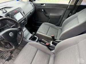 Volkswagen Golf Plus 2005 in Ariogala, with an engine capacity of 1.90 L and mileage of 190 thousand km for 1450 €, photo 8 on AUTOMOTO.COM.LV