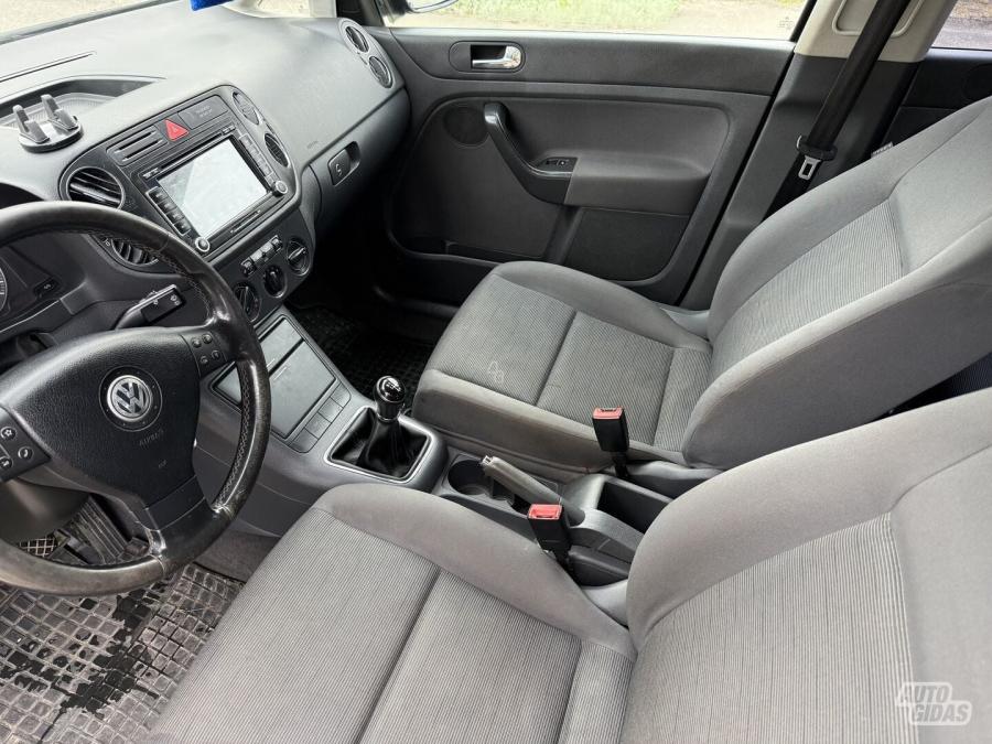 Volkswagen Golf Plus 2005 in Ariogala, with an engine capacity of 1.90 L and mileage of 190 thousand km for 1450 €, photo 8 on AUTOMOTO.COM.LV