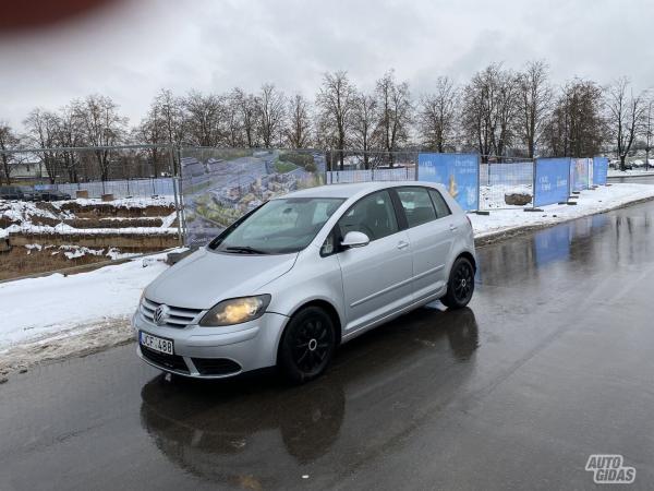 Volkswagen Golf Plus 2006 in Vilnius, with an engine capacity of 1.90 L and mileage of 300 thousand km for 790 €, photo 4 on AUTOMOTO.COM.LV