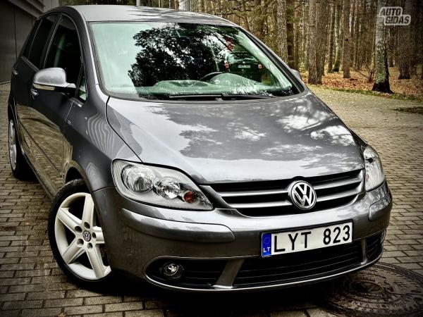 Volkswagen Golf Plus 2006 in Alytus, with an engine capacity of 2.00 L and mileage of 310 thousand km for 3199 €, photo 8 on AUTOMOTO.COM.LV