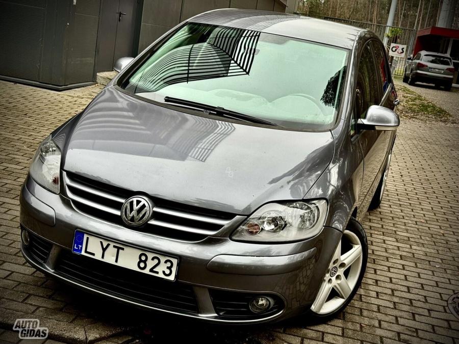 Volkswagen Golf Plus 2006 in Alytus, with an engine capacity of 2.00 L and mileage of 310 thousand km for 2699 €, photo 29 on AUTOMOTO.COM.LV