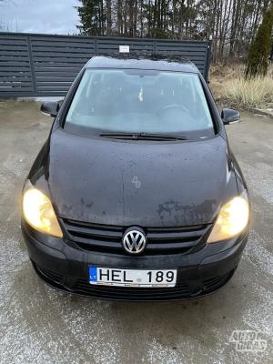 Volkswagen Golf Plus 2006 in Kaunas, with an engine capacity of 1.90 L and mileage of 368 thousand km for 1250 €, photo 3 on AUTOMOTO.COM.LV