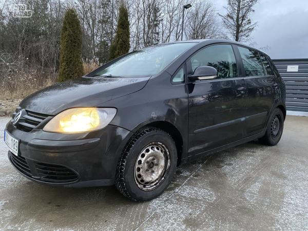 Volkswagen Golf Plus 2006 in Kaunas, with an engine capacity of 1.90 L and mileage of 368 thousand km for 1250 €, photo 4 on AUTOMOTO.COM.LV