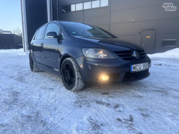 Volkswagen Golf Plus 2006 in Kaunas, with an engine capacity of 2.00 L and mileage of 315 thousand km for 1850 €, photo 2 on AUTOMOTO.COM.LV