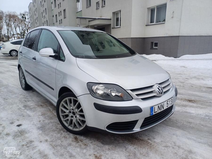 Volkswagen Golf Plus 2006 in Kaunas, with an engine capacity of 1.90 L and mileage of 2615 thousand km for 1750 €, photo 3 on AUTOMOTO.COM.LV