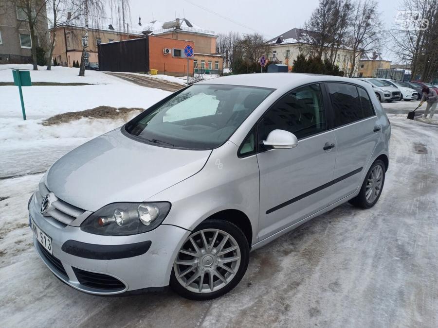 Volkswagen Golf Plus 2006 in Kaunas, with an engine capacity of 1.90 L and mileage of 2615 thousand km for 1750 €, photo 7 on AUTOMOTO.COM.LV